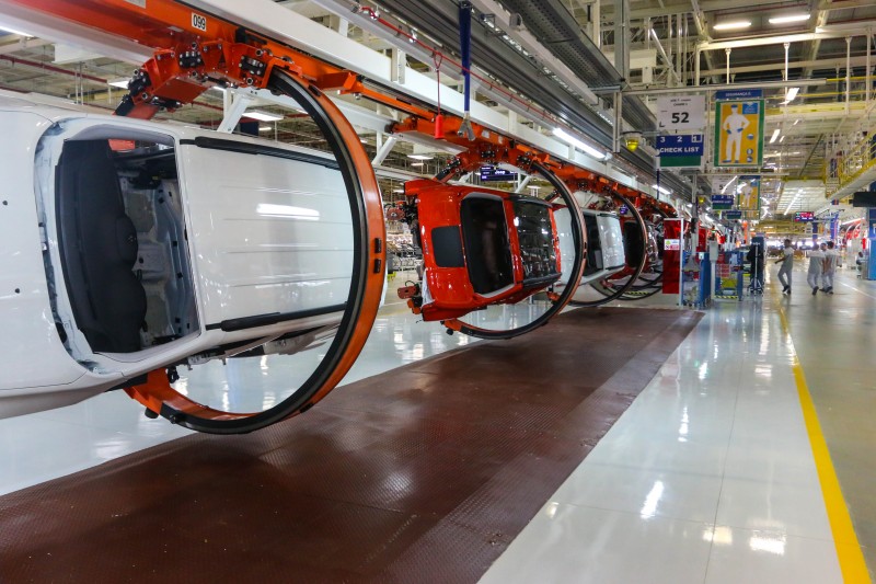 FCA opens Jeep plant in Brazil, developed by ‘intercultural team ...