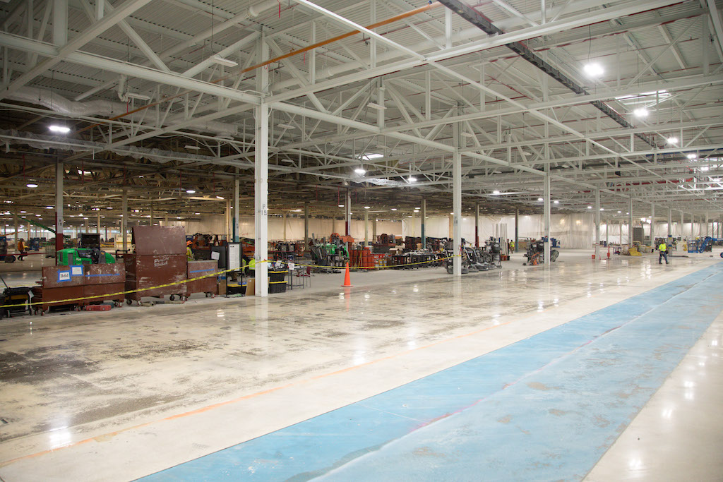 One up, 298 more to go: First steel column installed at FCA’s new ...