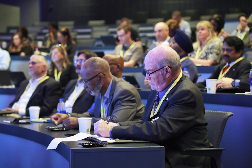 FCA US celebrates 20 years of commitment to supplier diversity at ...