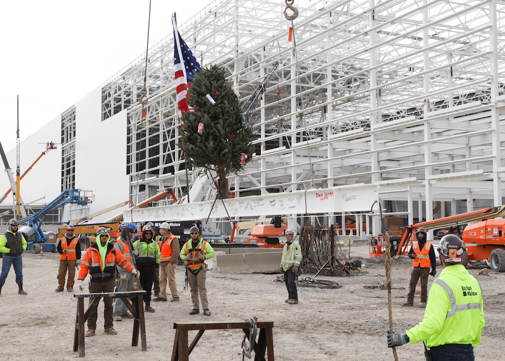 Evergreen tree atop FCA’s new Detroit plant carries on centuries-old ...