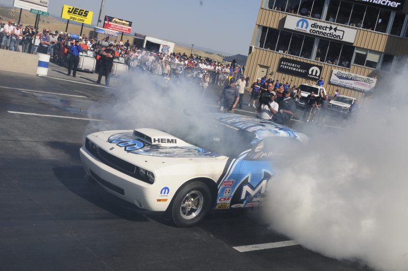 Mopar and Dodge//SRT Women NHRA Drag Racers | Stellantis Blog